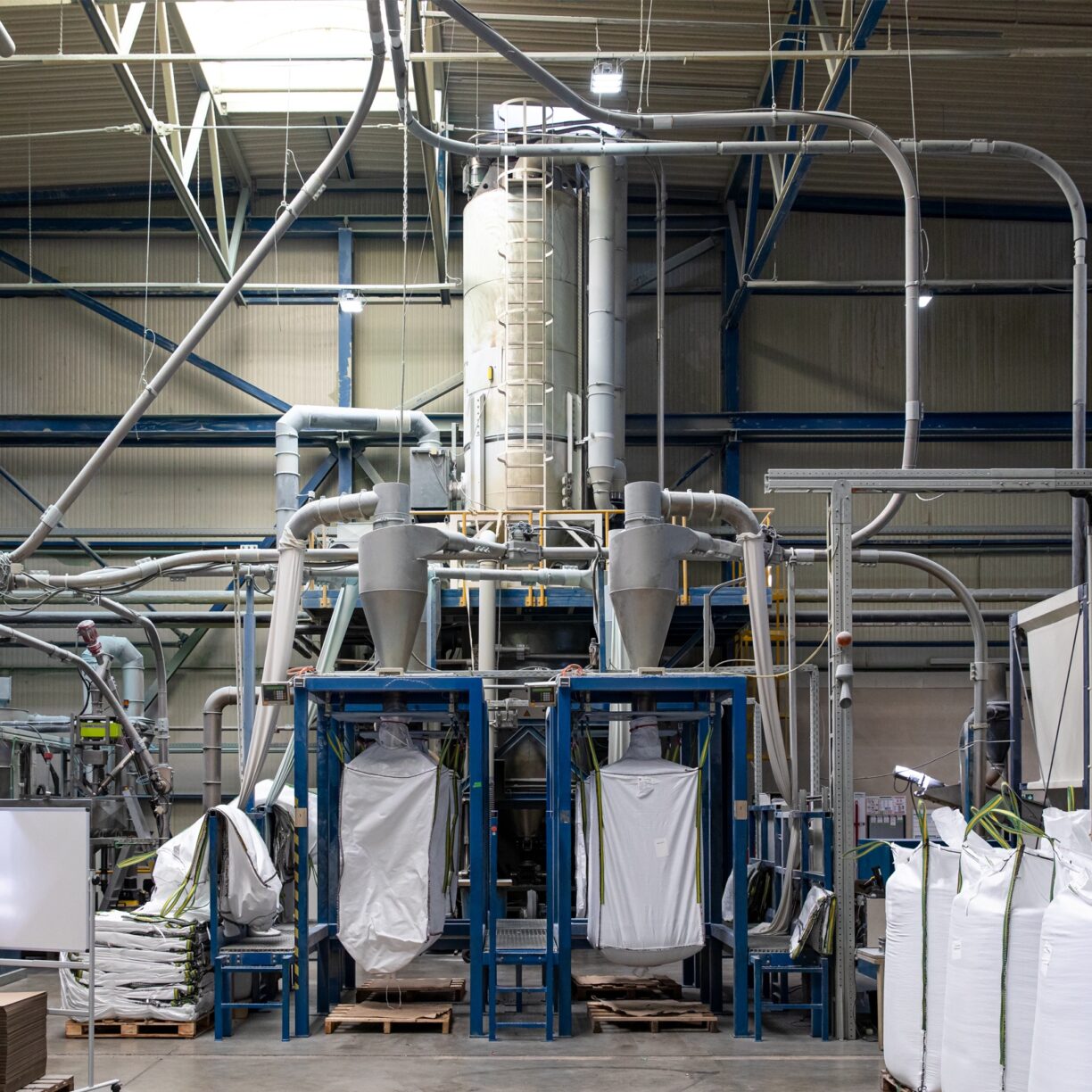 MEG – Schwarz Produktion